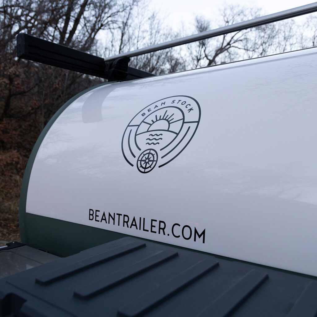 Front beackstock logo | Bean Trailer